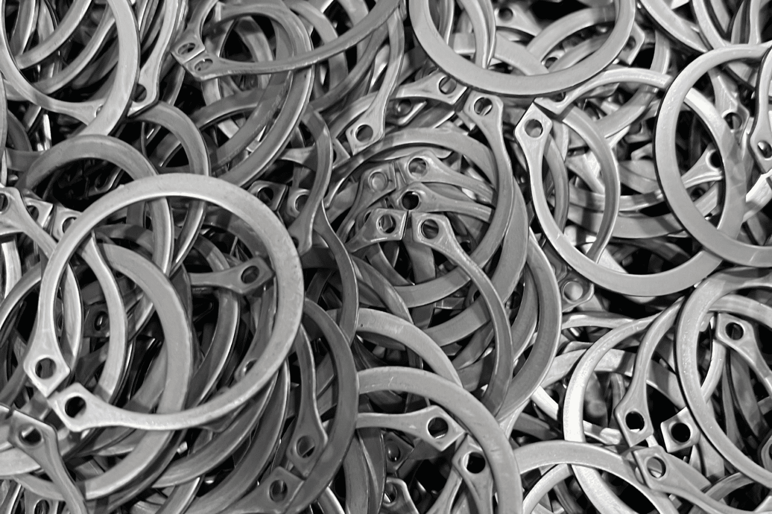 Waldes Truarc® Retaining Rings: Circlips, Snap Rings & Spiral Rings ...